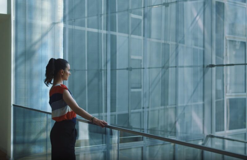 How Thick Is Structural Glass: Tips for Determining Ideal Thickness